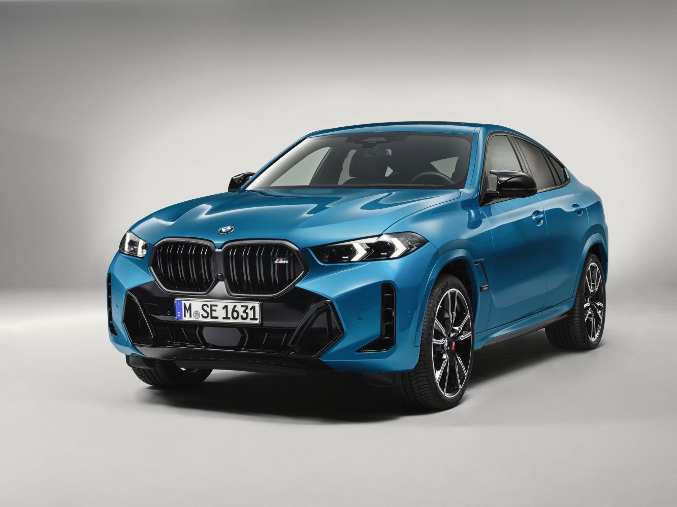 BMW X6 (G06 LCI, facelift 2023) M60i V8 (530 Hp) MHEV xDrive Steptronic